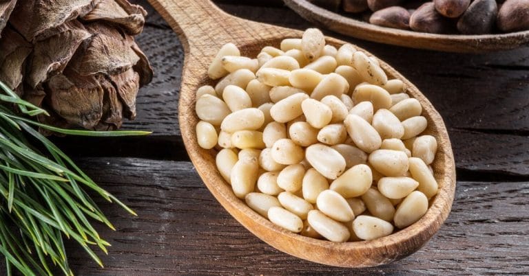 Do Peanuts Go Bad After Expiration Date? | How to Store - Fitibility